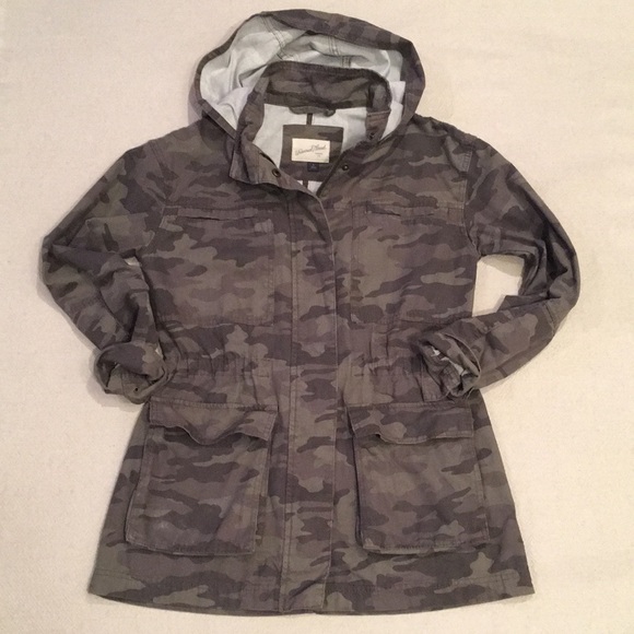 Universal Thread | Jackets & Coats | Universal Thread Camo Utility ...